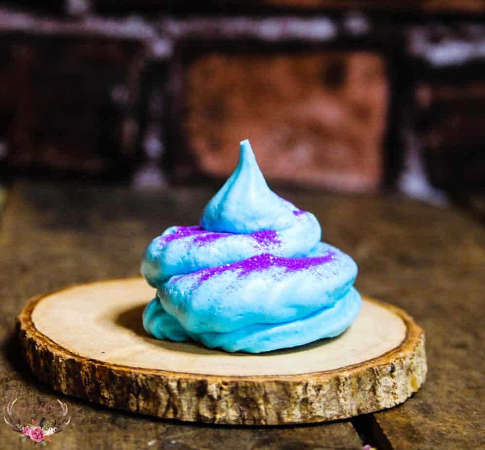 Aladdin Inspired Dessert – Genie Themed Meringue Cookie - Ever After in ...