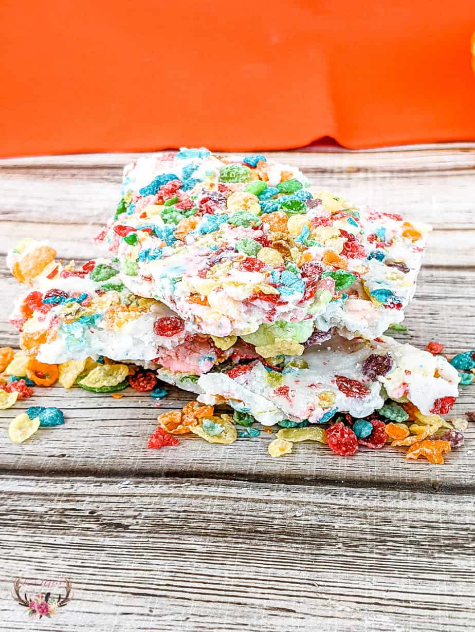 Fruity Pebble Chocolate Bark | Rainbow Chocolate Bark - Ever After in ...