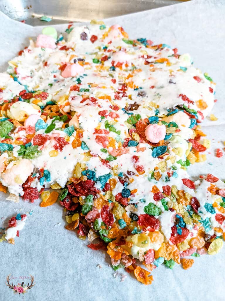 Fruity Pebble Chocolate Bark | Rainbow Chocolate Bark - Ever After in ...