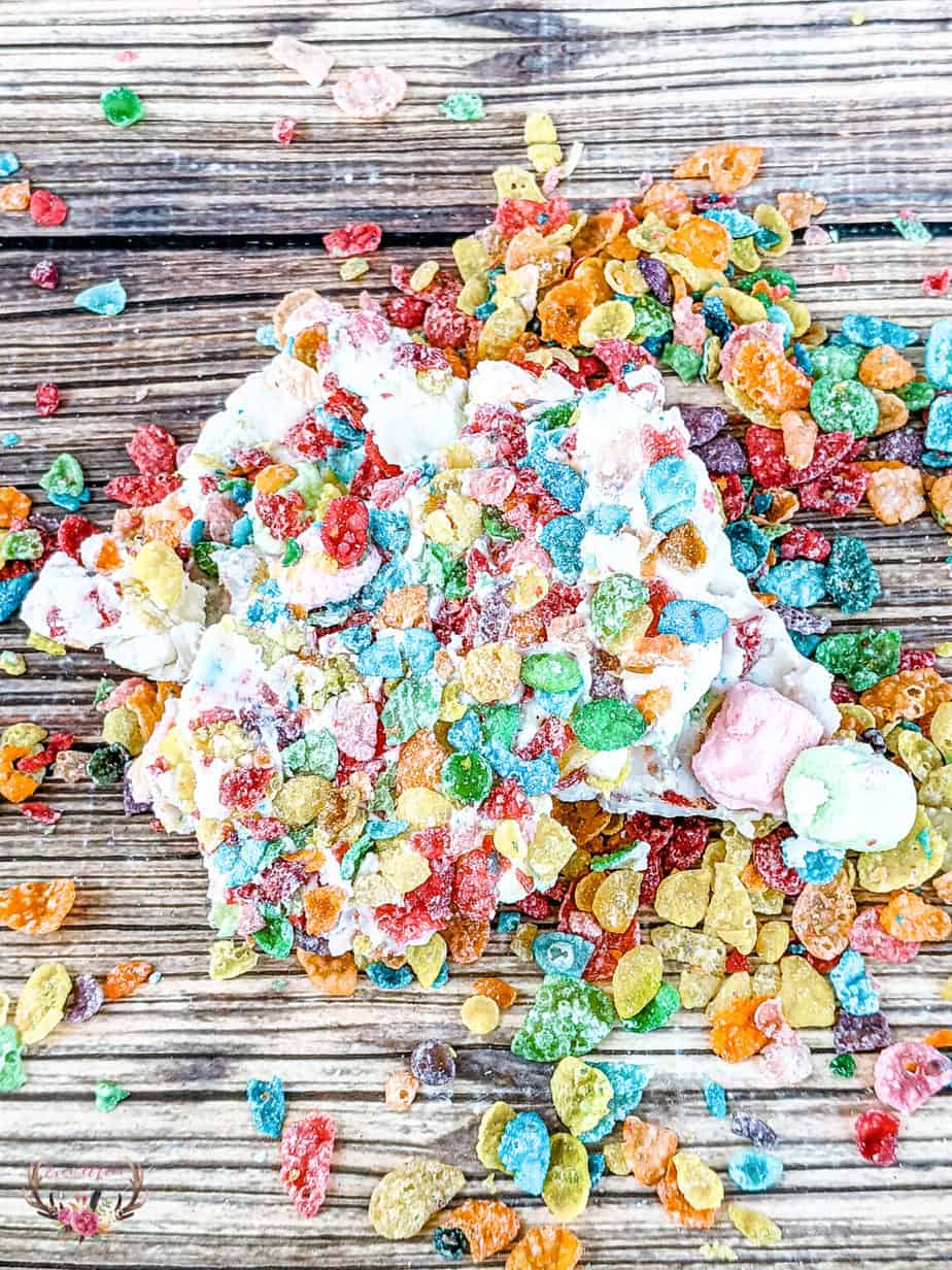 Fruity Pebble Chocolate Bark | Rainbow Chocolate Bark - Ever After in ...